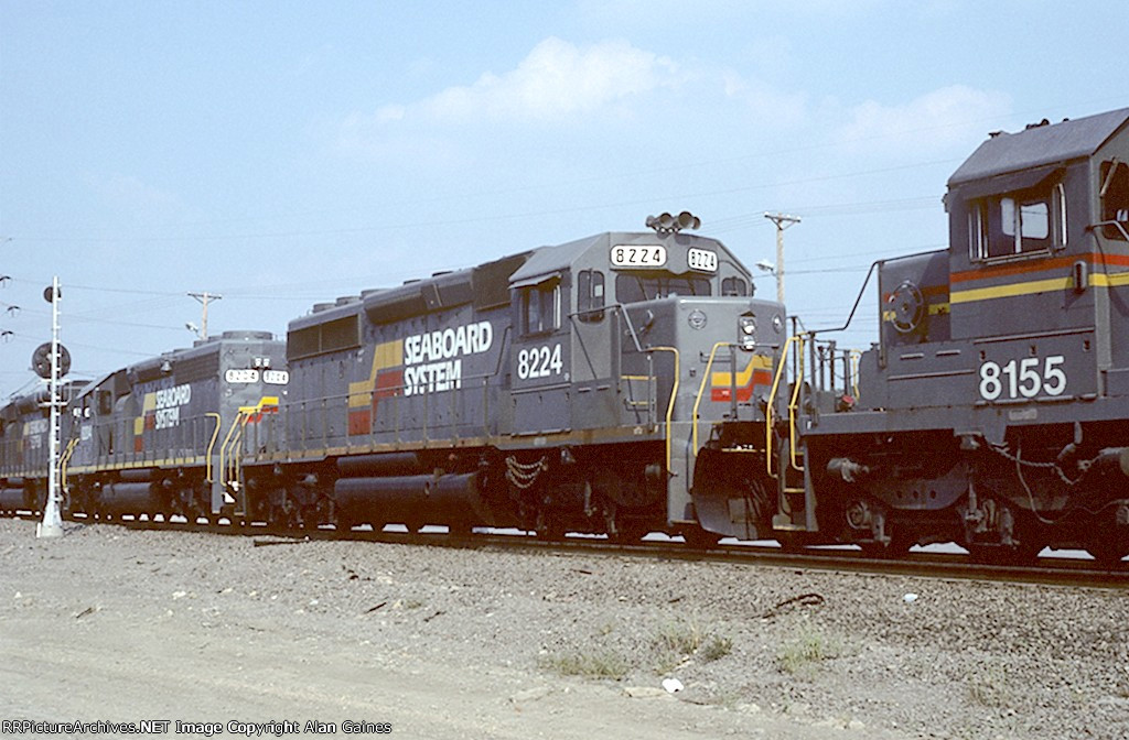 SBD SD40-2 8224